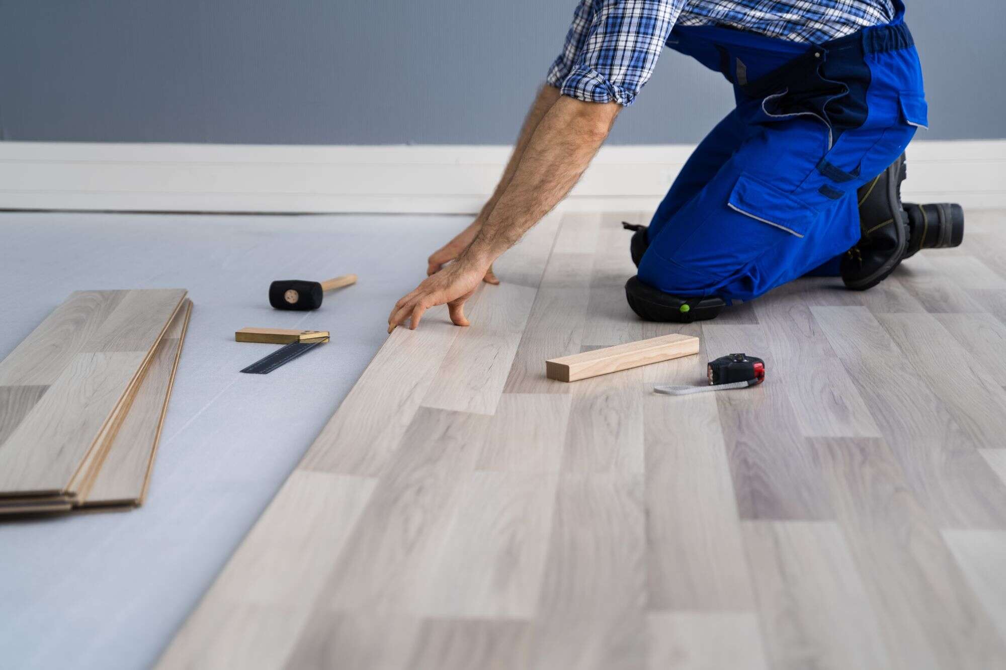 Local Experts in Laminate, LVP & Hardwood Flooring